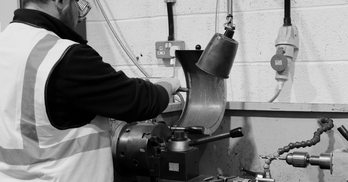 Choosing the Right Components for Specialised Machinery in Construction ...